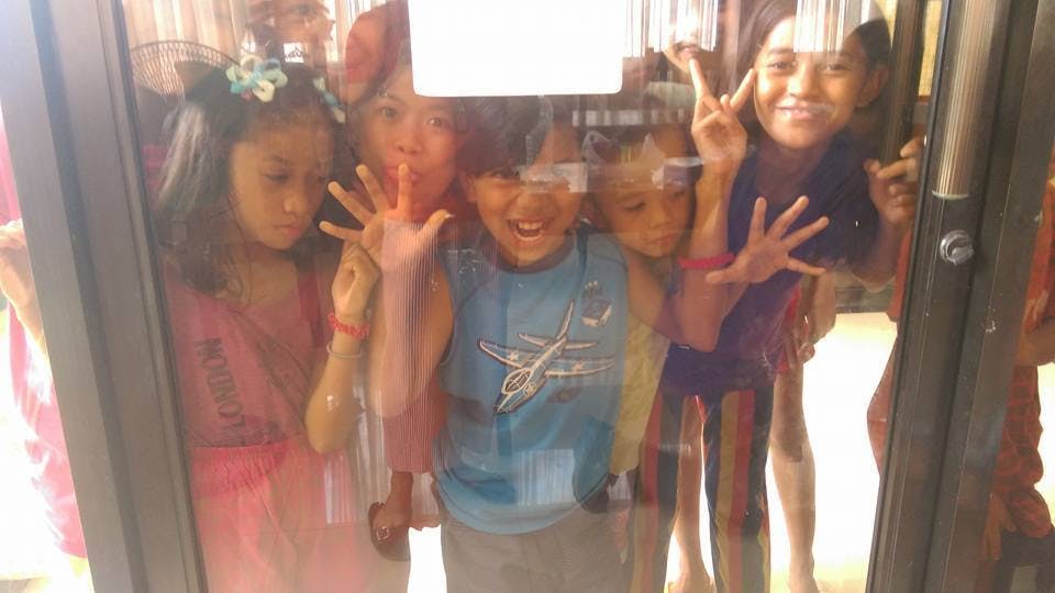 子どもたちがいつも集まってきます。 - CAMPFIRE (キャンプファイヤー)