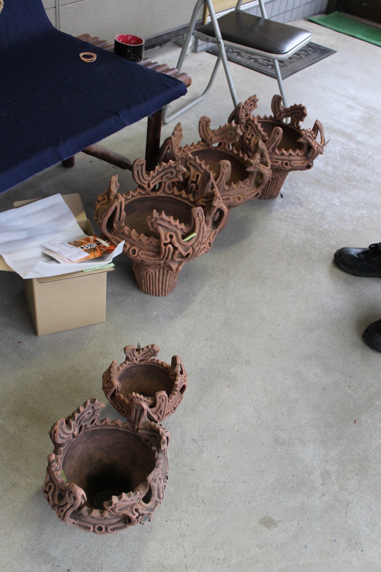 JOMON火焔土器が、いっぱい並ぶ・・・縄文ギャラリー「JOMON」の普通の風景。 - CAMPFIRE (キャンプファイヤー)