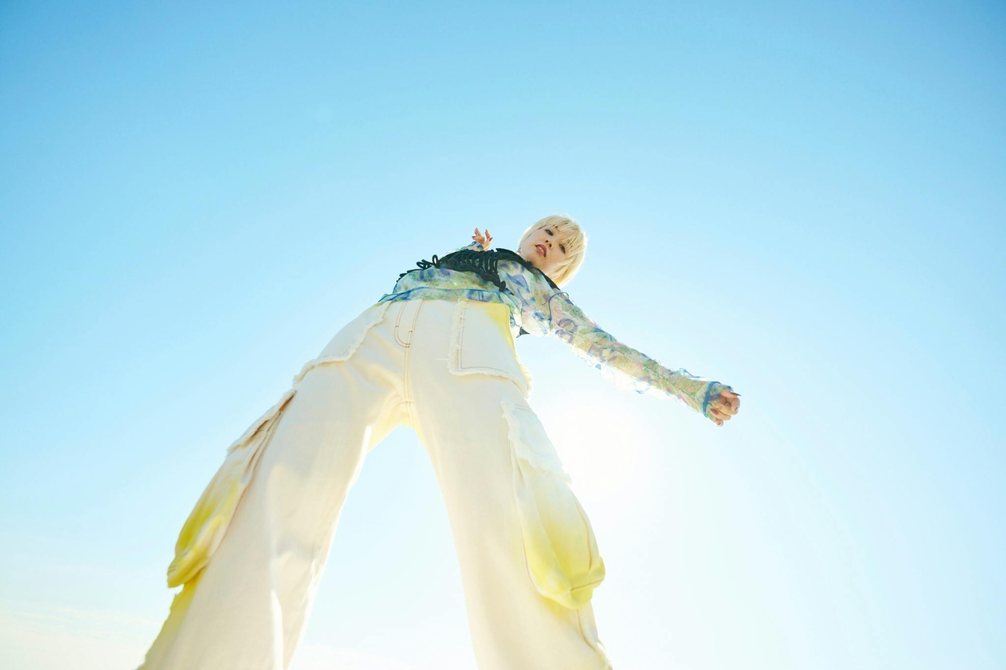 第5弾シングル”Feeling So Bright feat. MXXWLL”本日リリース！ - CAMPFIRE (キャンプファイヤー)